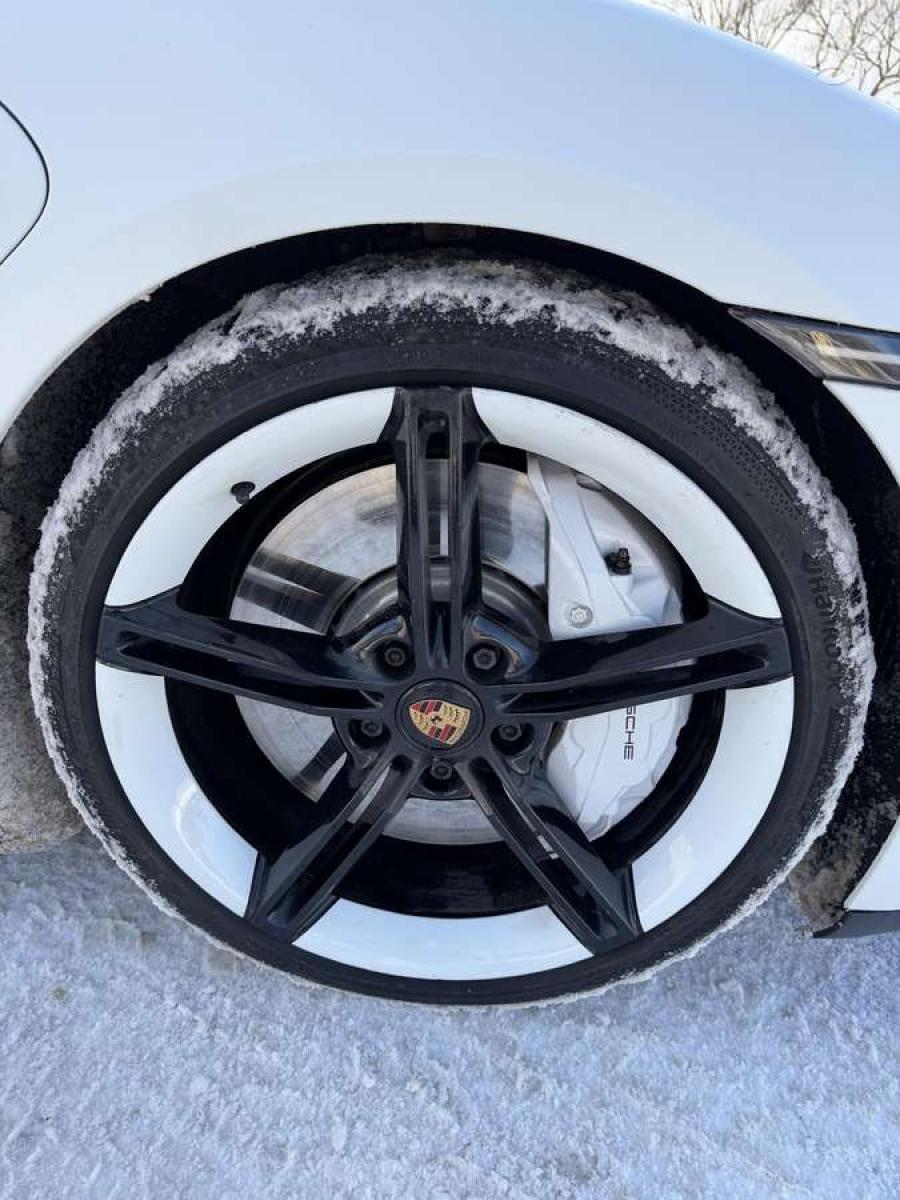 Balts Porsche Taycan 2020 Kauņa, ar dzinēja tilpumu 0.00 L un nobraukumu 86 tūkst. km par 58000 €, foto 9 vietnē AUTOMOTO.COM.LV