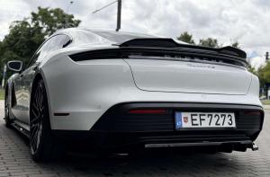 Белый Порше Тайкан 2020 в Каунас, объемом двигателя 0.00 л и пробегом 54 тыс. км за 50000 €, фото 12 на AUTOMOTO.COM.LV
