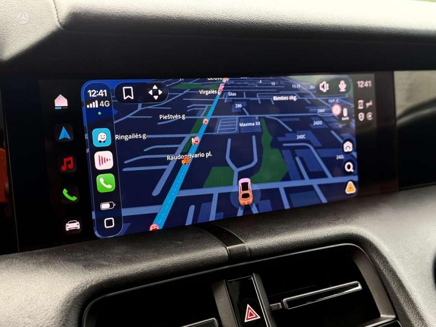 Белый Порше Тайкан 2020 в Каунас, объемом двигателя 0.00 л и пробегом 54 тыс. км за 50000 €, фото 24 на AUTOMOTO.COM.LV