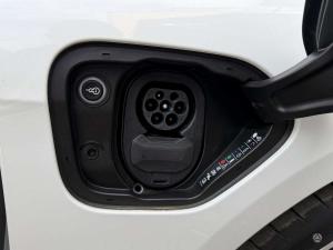 Белый Порше Тайкан 2020 в Каунас, объемом двигателя 0.00 л и пробегом 54 тыс. км за 50000 €, фото 33 на AUTOMOTO.COM.LV