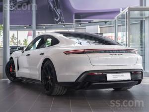 White Porsche Taycan 2024 in Riga, with an engine capacity of 0.00 L and mileage of 30 thousand km for 105900 €, photo 10 on AUTOMOTO.COM.LV