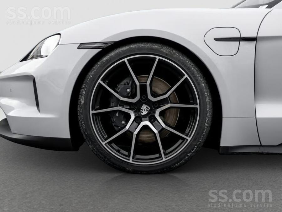 Balts Porsche Taycan 2024 Rīga, ar dzinēja tilpumu 0.00 L un nobraukumu 21 tūkst. km par 93380 €, foto 16 vietnē AUTOMOTO.COM.LV