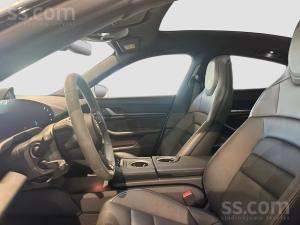 Balts Porsche Taycan 2025 Rīga, ar dzinēja tilpumu 0.00 L un nobraukumu 23 tūkst. km par 97600 €, foto 4 vietnē AUTOMOTO.COM.LV