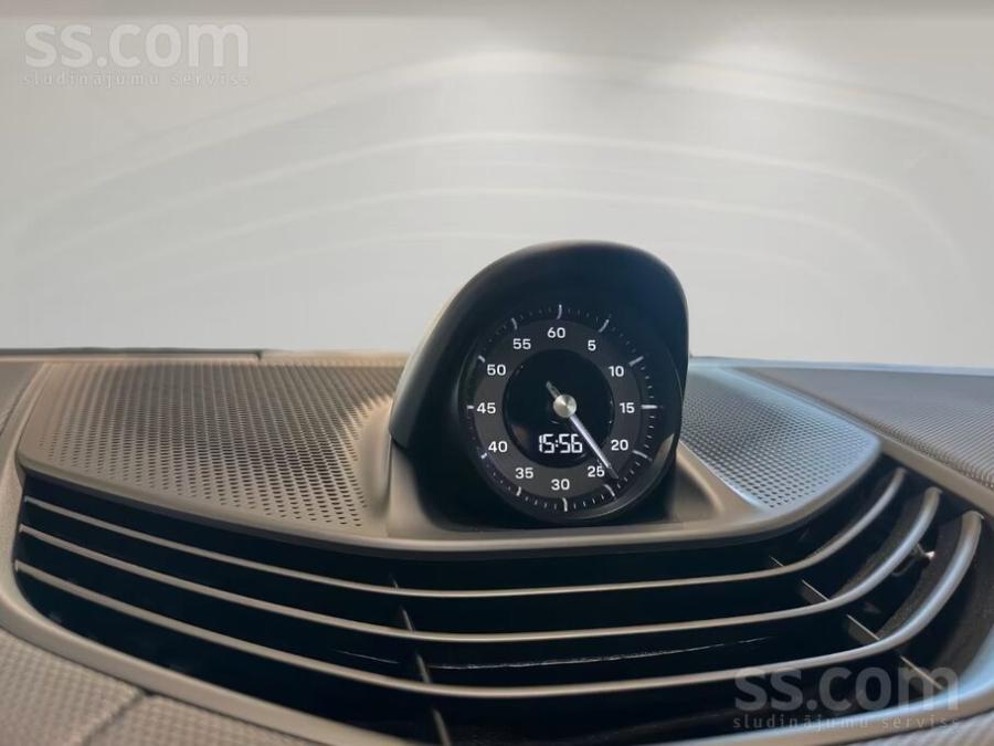 Balts Porsche Taycan 2025 Rīga, ar dzinēja tilpumu 0.00 L un nobraukumu 23 tūkst. km par 97600 €, foto 11 vietnē AUTOMOTO.COM.LV
