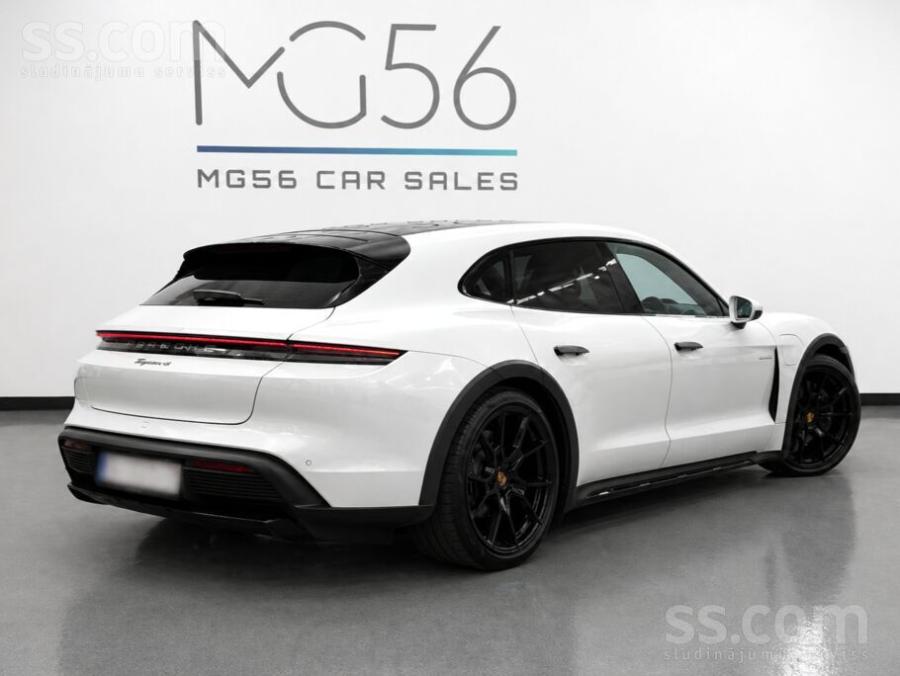 White Porsche Taycan 2021 in Riga, with an engine capacity of 0.00 L and mileage of 42 thousand km for 59900 €, photo 7 on AUTOMOTO.COM.LV