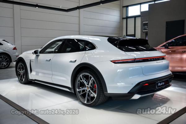 Balts Porsche Taycan 2022 Tallina, ar dzinēja tilpumu 0.00 L un nobraukumu 25 tūkst. km par 71000 €, foto 7 vietnē AUTOMOTO.COM.LV