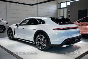 White Porsche Taycan 2022 in Tallinn, with an engine capacity of 0.00 L and mileage of 25 thousand km for 71000 €, photo 8 on AUTOMOTO.COM.LV