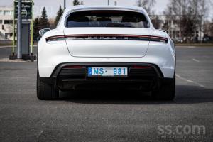 Белый Порше Тайкан 2023 в Рига, объемом двигателя 0.00 л и пробегом 41 тыс. км за 66900 €, фото 6 на AUTOMOTO.COM.LV