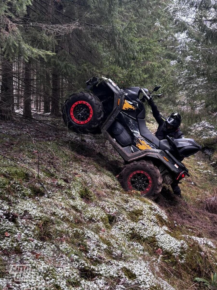 Black QJ Motor SFA 1000 2026 in Vilnius, with an engine capacity of 1.00 L and mileage of 0 thousand km for 9990 €, photo 17 on AUTOMOTO.COM.LV