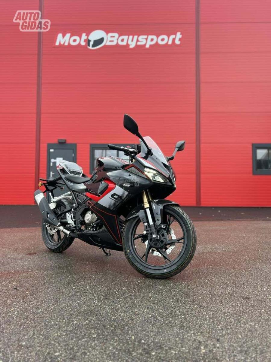 QJ Motor SRK 125R 2026 in Kaunas, with an engine capacity of 0.13 L and mileage of 0 thousand km for 3449 €, photo 4 on AUTOMOTO.COM.LV