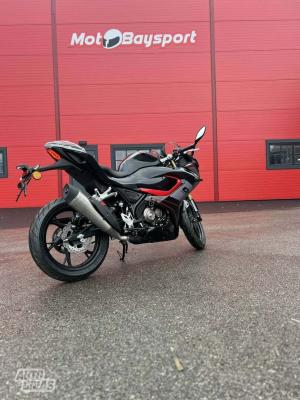 QJ Motor SRK 125R 2026 in Vilnius, with an engine capacity of 0.13 L and mileage of 0 thousand km for 3449 €, photo 3 on AUTOMOTO.COM.LV