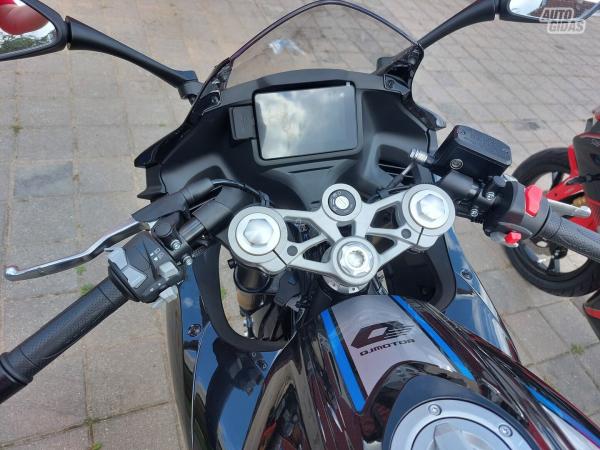 QJ Motor SRK 125R 2026 in Ignalina, with an engine capacity of 0.13 L and mileage of 0 thousand km for 3449 €, photo 6 on AUTOMOTO.COM.LV