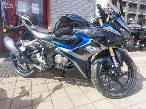 QJ Motor SRK 125R 2026 in Ignalina, with an engine capacity of 0.13 L and mileage of 0 thousand km for 3449 €, photo 13 on AUTOMOTO.COM.LV