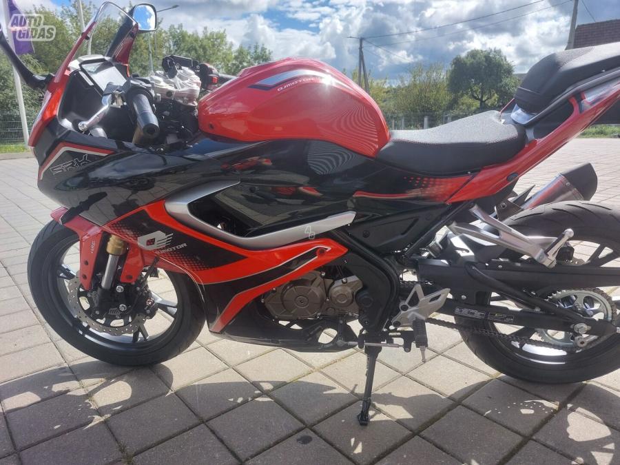 QJ Motor SRK 125R 2026 in Klaipeda, with an engine capacity of 0.13 L and mileage of 0 thousand km for 3449 €, photo 12 on AUTOMOTO.COM.LV