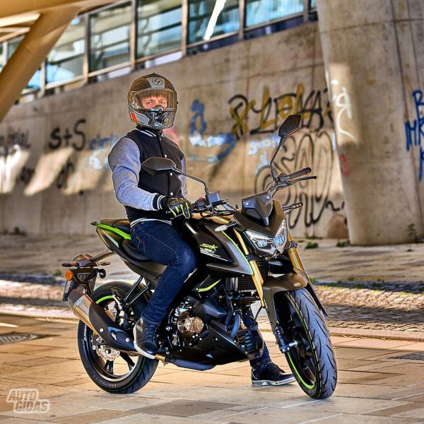 Ку Джей SRK 125S 2025 в Вильнюс, объемом двигателя 0.13 л и пробегом 0 тыс. км за 2849 €, фото 3 на AUTOMOTO.COM.LV