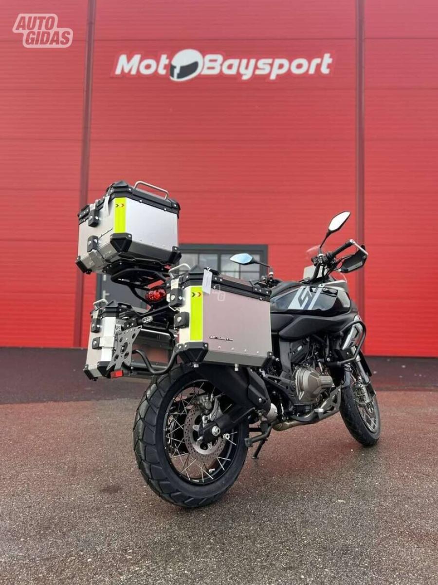 QJ Motor SRT 600SX 2026 in Vilnius, with an engine capacity of 0.55 L and mileage of 0 thousand km for 5999 €, photo 9 on AUTOMOTO.COM.LV