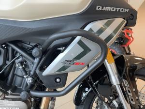 QJ Motor SRT 600SX 2026 Alīta, ar dzinēja tilpumu 0.60 L un nobraukumu 0 tūkst. km par 5999 €, foto 6 vietnē AUTOMOTO.COM.LV