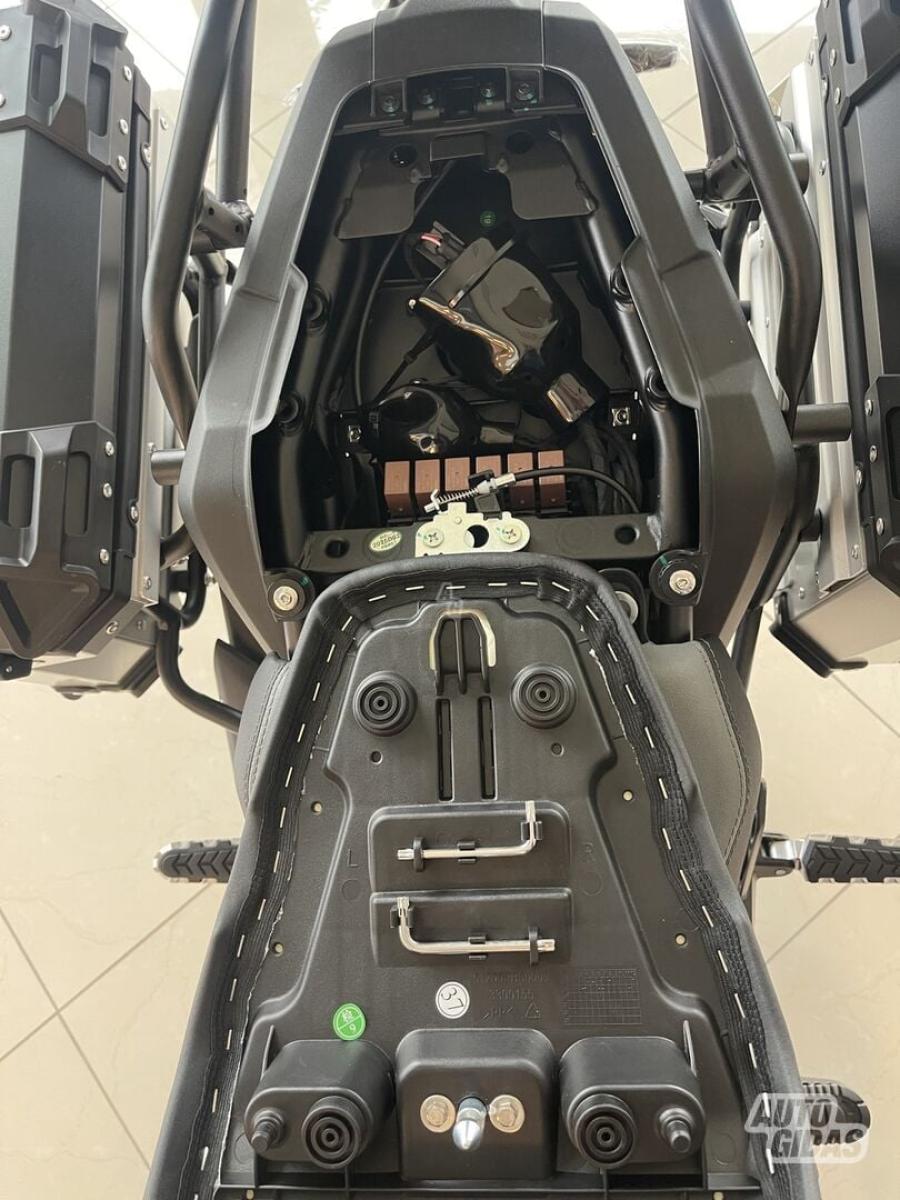 QJ Motor SRT 600SX 2026 Alīta, ar dzinēja tilpumu 0.60 L un nobraukumu 0 tūkst. km par 5999 €, foto 10 vietnē AUTOMOTO.COM.LV