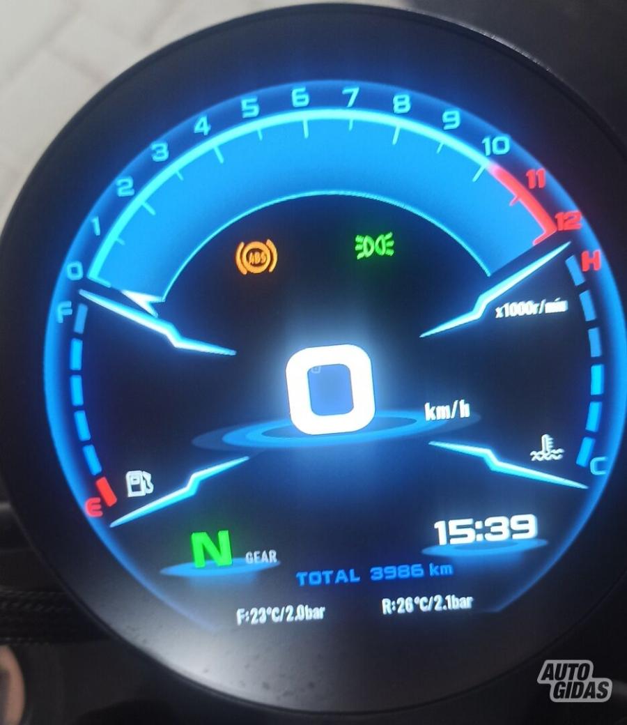 Melns QJ Motor SRV 125 2025 Viļņa, ar dzinēja tilpumu 0.13 L un nobraukumu 4 tūkst. km par 2200 €, foto 3 vietnē AUTOMOTO.COM.LV