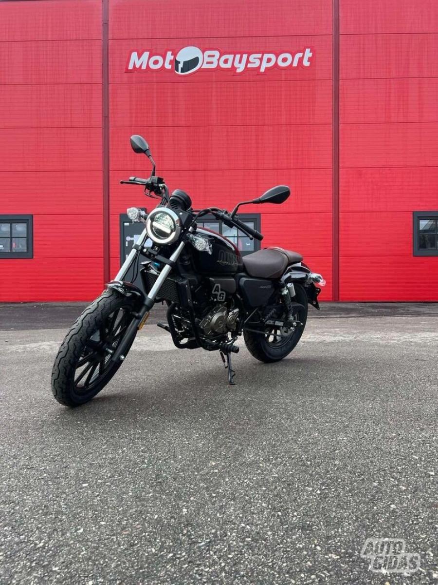 Melns QJ Motor SRV 125 2026 Kauņa, ar dzinēja tilpumu 0.13 L un nobraukumu 0 tūkst. km par 2699 €, foto 3 vietnē AUTOMOTO.COM.LV