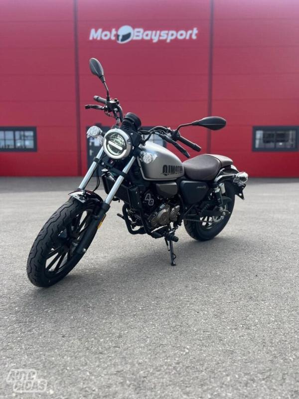 Grey QJ Motor SRV 125 2026 in Kaunas, with an engine capacity of 0.13 L and mileage of 0 thousand km for 2699 €, photo 3 on AUTOMOTO.COM.LV