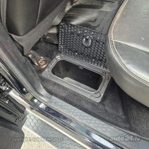 Melns Ram 1500 2014 Tallina, ar dzinēja tilpumu 3.00 L un nobraukumu 0 tūkst. km par 23560 €, foto 16 vietnē AUTOMOTO.COM.LV