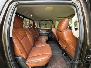 Черный Ram 1500 2014 в Тарту, объемом двигателя 5.70 л и пробегом 305 тыс. км за 24900 €, фото 10 на AUTOMOTO.COM.LV