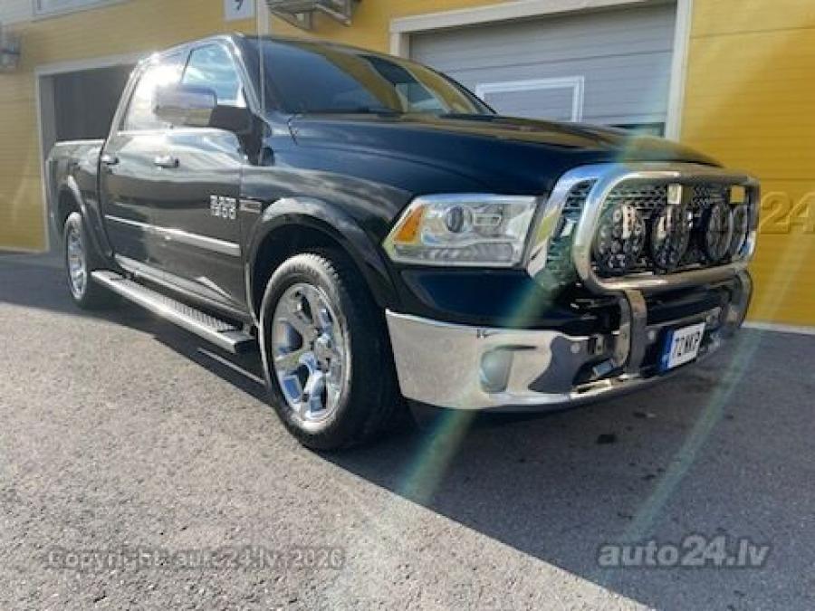 Черный Ram 1500 2014 в Вильянди, объемом двигателя 3.00 л и пробегом 308 тыс. км за 18900 €, фото 4 на AUTOMOTO.COM.LV