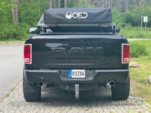 Black Ram 1500 2015 in Tallinn, with an engine capacity of 5.70 L and mileage of 184 thousand km for 29000 €, photo 7 on AUTOMOTO.COM.LV