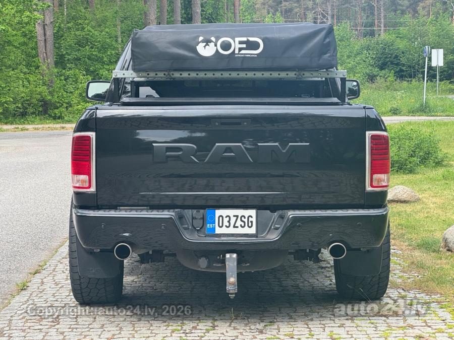 Black Ram 1500 2015 in Tallinn, with an engine capacity of 5.70 L and mileage of 184 thousand km for 29000 €, photo 7 on AUTOMOTO.COM.LV