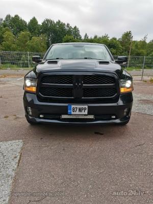 Melns Ram 1500 2016 Tallina, ar dzinēja tilpumu 5.70 L un nobraukumu 305 tūkst. km par 21750 €, foto  vietnē AUTOMOTO.COM.LV
