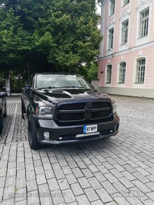 Черный Ram 1500 2016 в Таллин, объемом двигателя 5.70 л и пробегом 305 тыс. км за 21750 €, фото 3 на AUTOMOTO.COM.LV
