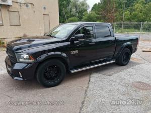 Черный Ram 1500 2016 в Таллин, объемом двигателя 5.70 л и пробегом 305 тыс. км за 21750 €, фото 16 на AUTOMOTO.COM.LV