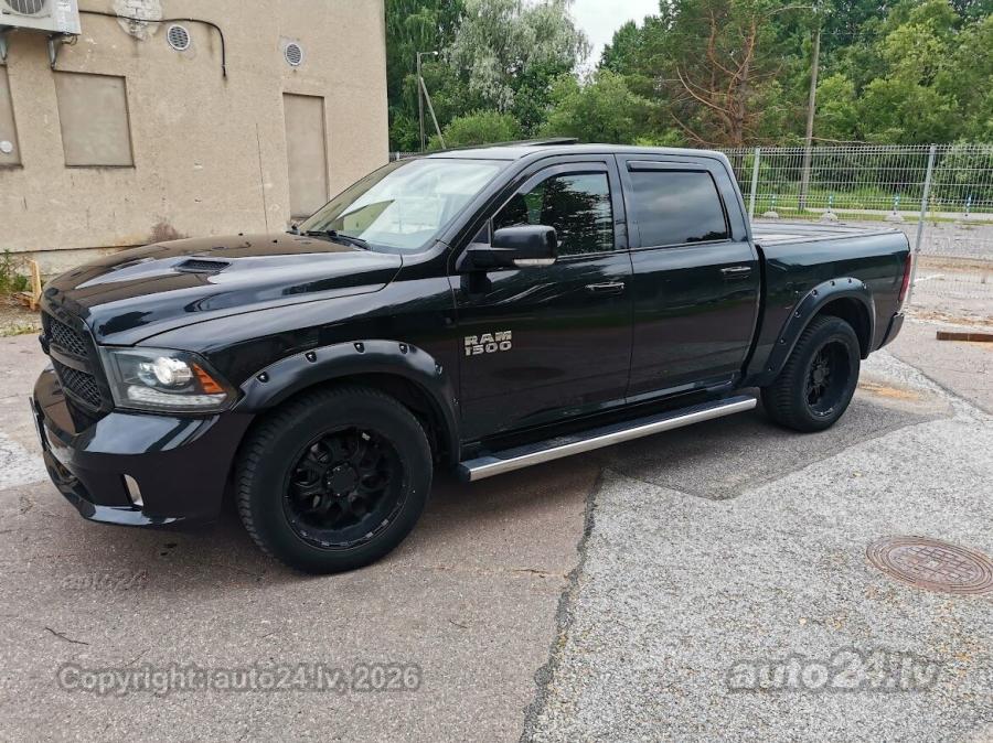 Черный Ram 1500 2016 в Таллин, объемом двигателя 5.70 л и пробегом 305 тыс. км за 21750 €, фото 16 на AUTOMOTO.COM.LV