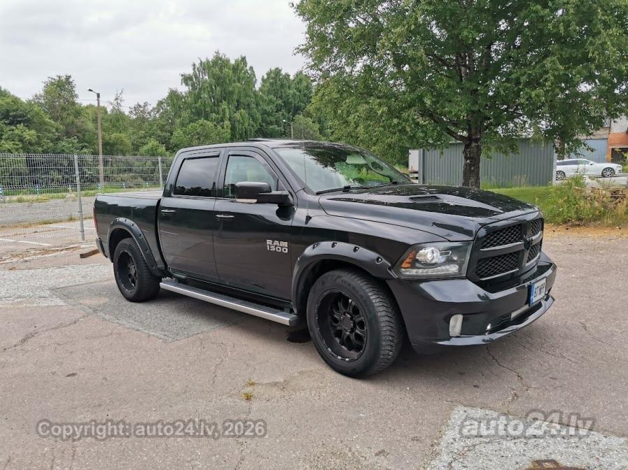 Черный Ram 1500 2016 в Таллин, объемом двигателя 5.70 л и пробегом 305 тыс. км за 21750 €, фото 17 на AUTOMOTO.COM.LV