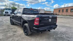 Black Ram 1500 2019 in Tallinn, with an engine capacity of 5.70 L and mileage of 133 thousand km for 39900 €, photo 4 on AUTOMOTO.COM.LV