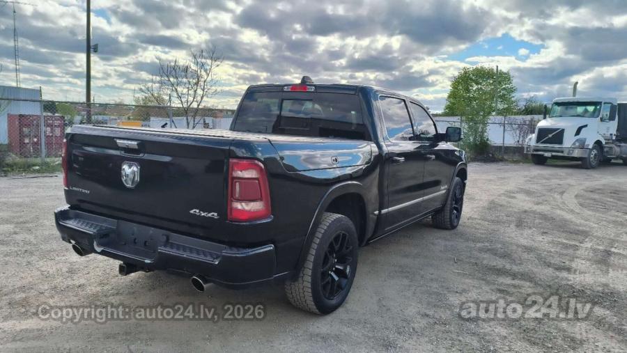 Black Ram 1500 2019 in Tallinn, with an engine capacity of 5.70 L and mileage of 133 thousand km for 39900 €, photo 5 on AUTOMOTO.COM.LV