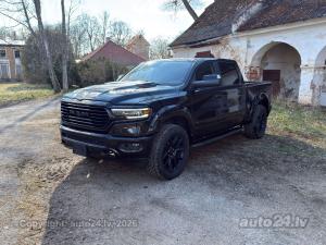 Black Ram 1500 2019 in Voru, with an engine capacity of 5.70 L and mileage of 120 thousand km for 41500 €, photo 3 on AUTOMOTO.COM.LV
