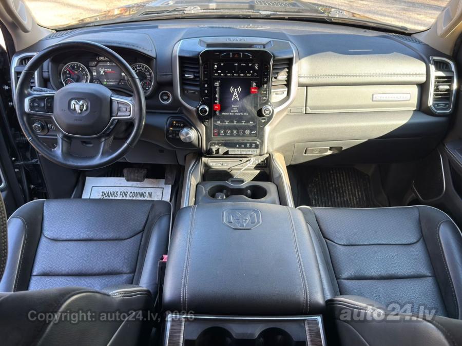 Black Ram 1500 2019 in Voru, with an engine capacity of 5.70 L and mileage of 120 thousand km for 41500 €, photo 7 on AUTOMOTO.COM.LV