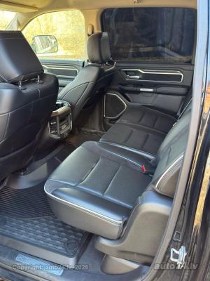 Black Ram 1500 2019 in Voru, with an engine capacity of 5.70 L and mileage of 120 thousand km for 41500 €, photo 8 on AUTOMOTO.COM.LV