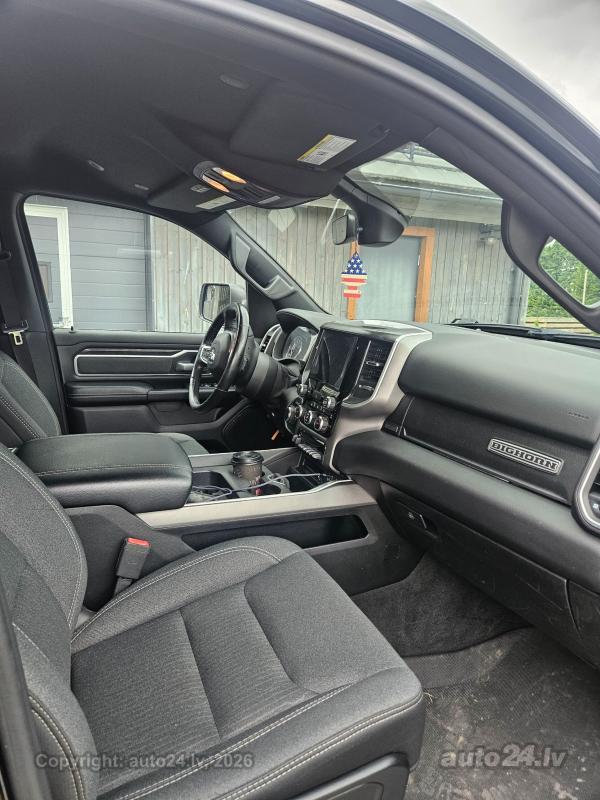 Melns Ram 1500 2019 Tallina, ar dzinēja tilpumu 5.70 L un nobraukumu 179 tūkst. km par 32900 €, foto 3 vietnē AUTOMOTO.COM.LV