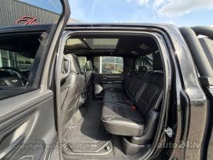 Melns Ram 1500 2019 Tallina, ar dzinēja tilpumu 5.70 L un nobraukumu 211 tūkst. km par 32900 €, foto 12 vietnē AUTOMOTO.COM.LV