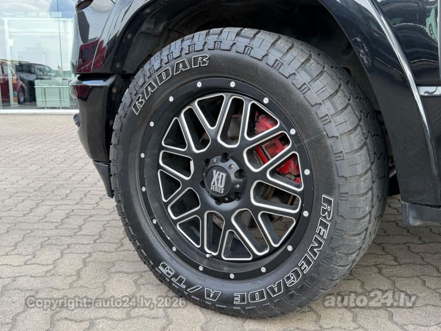 Melns Ram 1500 2019 Tallina, ar dzinēja tilpumu 5.70 L un nobraukumu 211 tūkst. km par 32900 €, foto 21 vietnē AUTOMOTO.COM.LV
