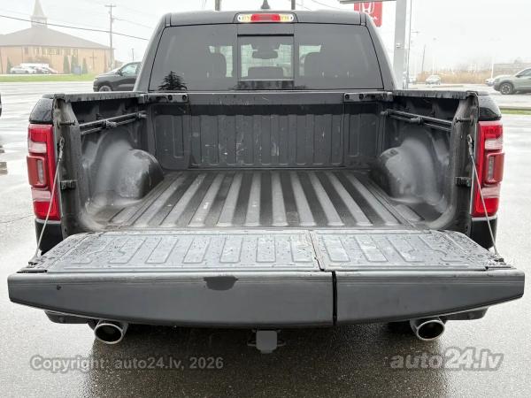 Черный Ram 1500 2020 в Таллин, объемом двигателя 3.00 л и пробегом 174 тыс. км за 39900 €, фото 4 на AUTOMOTO.COM.LV