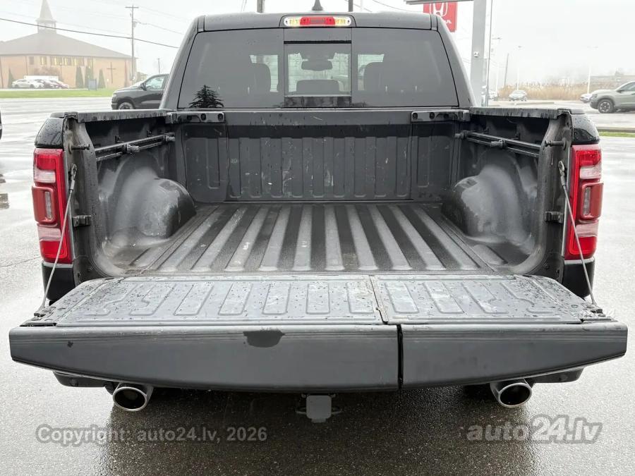 Melns Ram 1500 2020 Tallina, ar dzinēja tilpumu 3.00 L un nobraukumu 174 tūkst. km par 39900 €, foto 5 vietnē AUTOMOTO.COM.LV