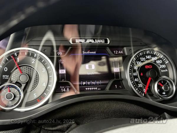 Черный Ram 1500 2020 в Таллин, объемом двигателя 3.00 л и пробегом 174 тыс. км за 39900 €, фото 10 на AUTOMOTO.COM.LV