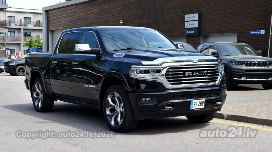 Black Ram 1500 2020 in Tallinn, with an engine capacity of 5.70 L and mileage of 161 thousand km for 47000 €, photo 3 on AUTOMOTO.COM.LV