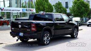 Black Ram 1500 2020 in Tallinn, with an engine capacity of 5.70 L and mileage of 161 thousand km for 47000 €, photo 5 on AUTOMOTO.COM.LV