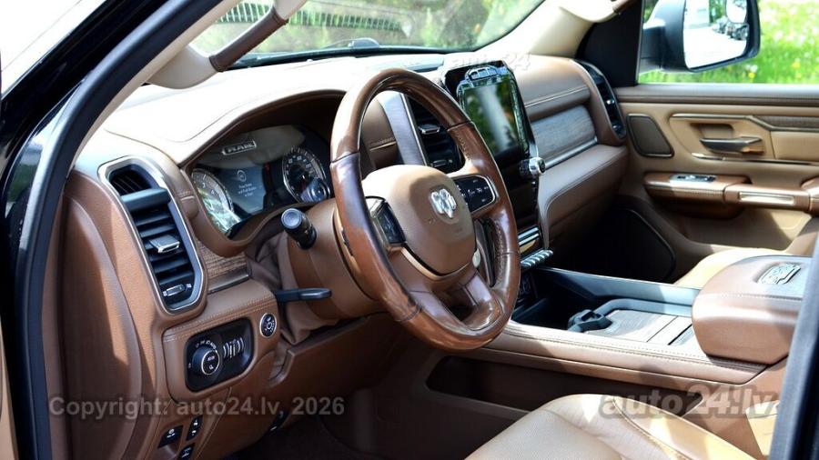 Black Ram 1500 2020 in Tallinn, with an engine capacity of 5.70 L and mileage of 161 thousand km for 47000 €, photo 6 on AUTOMOTO.COM.LV