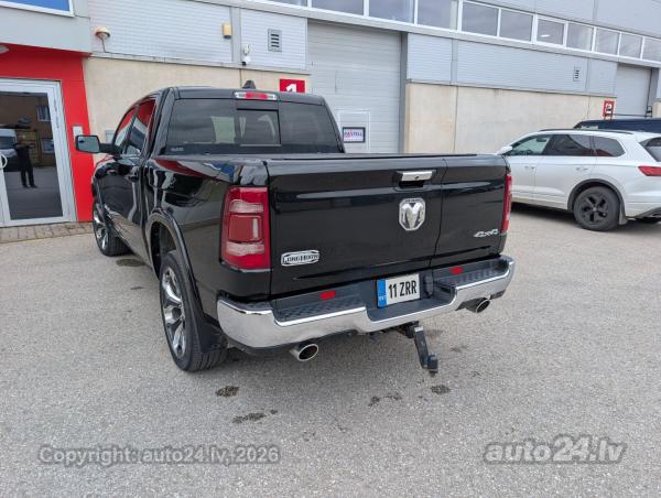 Melns Ram 1500 2020 Tallina, ar dzinēja tilpumu 5.70 L un nobraukumu 190 tūkst. km par 45000 €, foto 3 vietnē AUTOMOTO.COM.LV